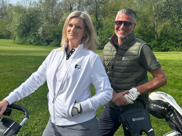 Michèle (50) brengt met Parfect betaalbare golfkledij op de markt: “De kwaliteit is evenwaardig ...