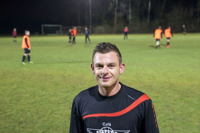Koen van Steensel, Robin Smets en Maikel van der Honing naar De Valk ...
