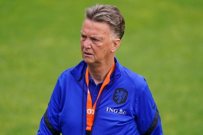 Louis van Gaal geeft update over gezondheid: “Je moet dit managen, dat ...