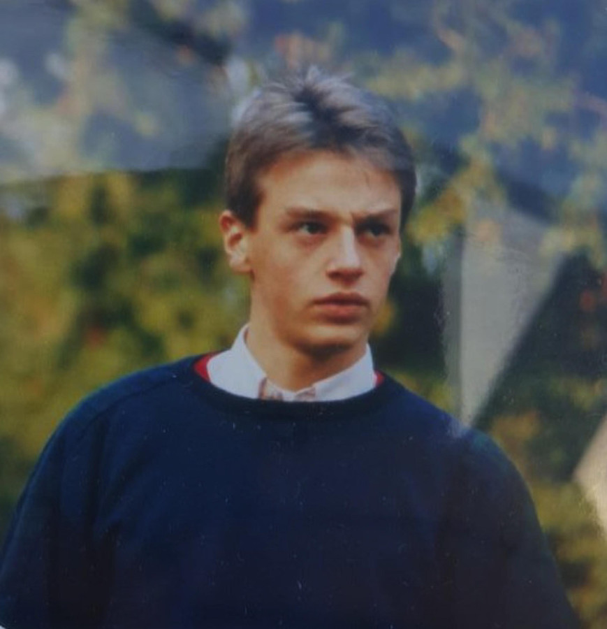 Unieke blik op de ‘wilde jaren’ van Tom Waes: joyriden met de auto van ...