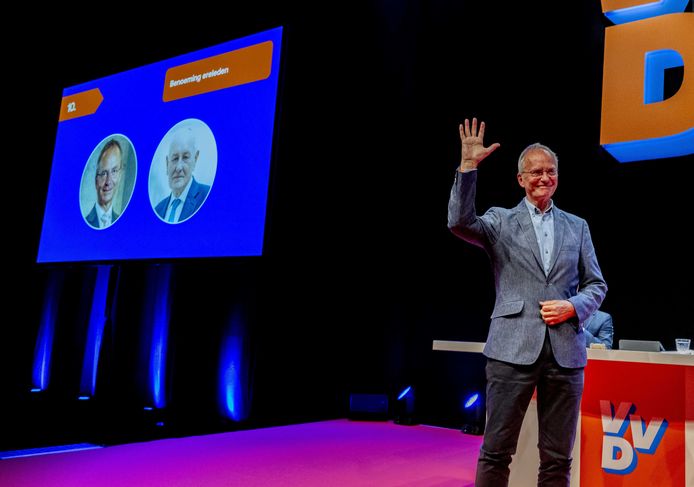 Oud-minister Henk Kamp benoemd tot erelid van de VVD | Hof van Twente ...