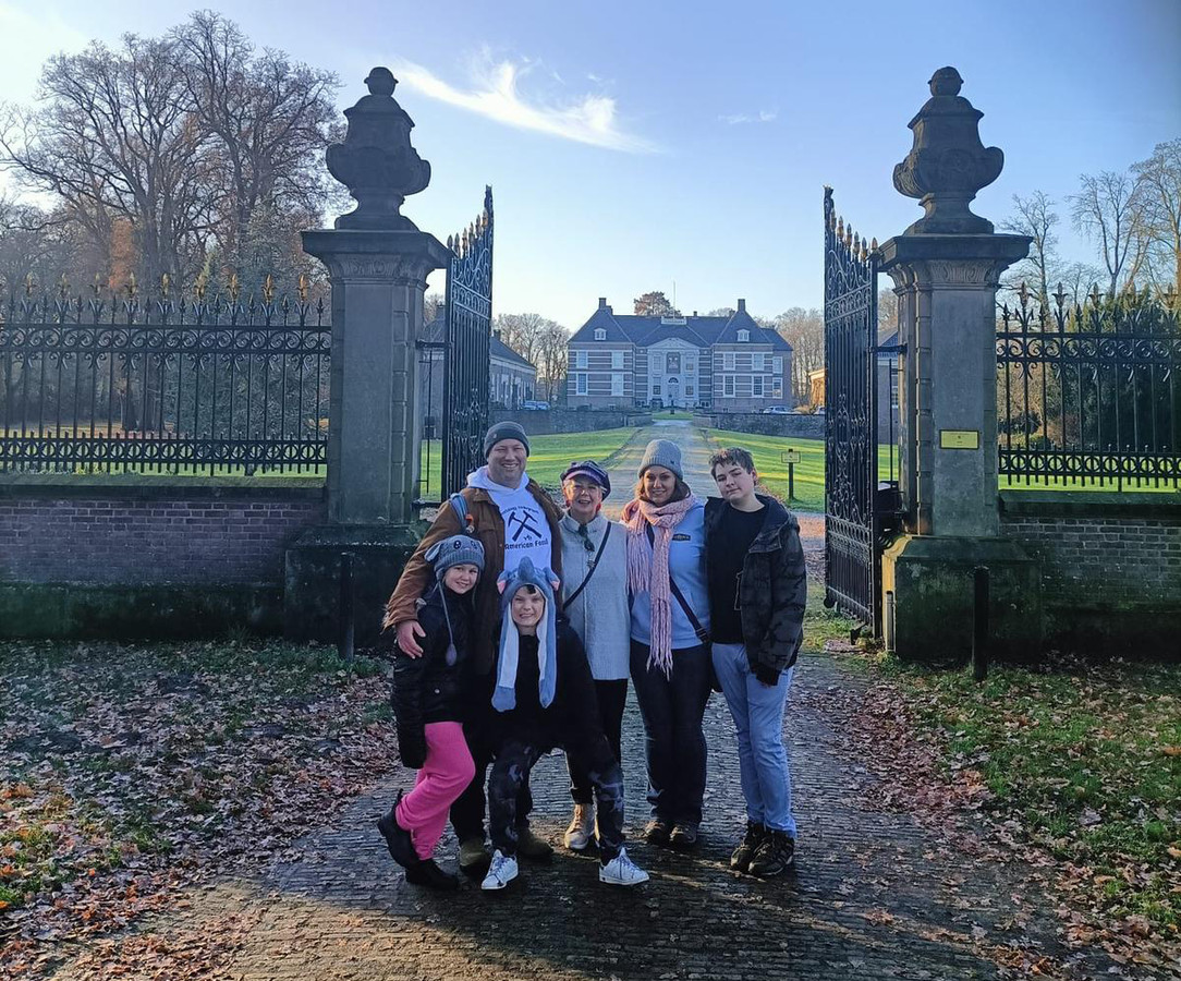 Feike overdonderd door reacties op kerstspecial All You Need is Love ...