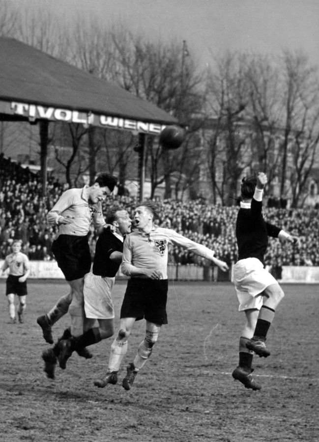 Voetbal tijdens de Bezetting: hoe een (geel-)zwart “Vlaamsch Elftal” de ...