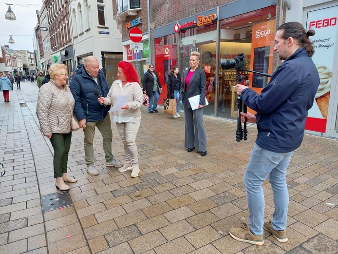Wendy en Eve zijn beiden meesteressen, en daar komt heel wat meer bij ...