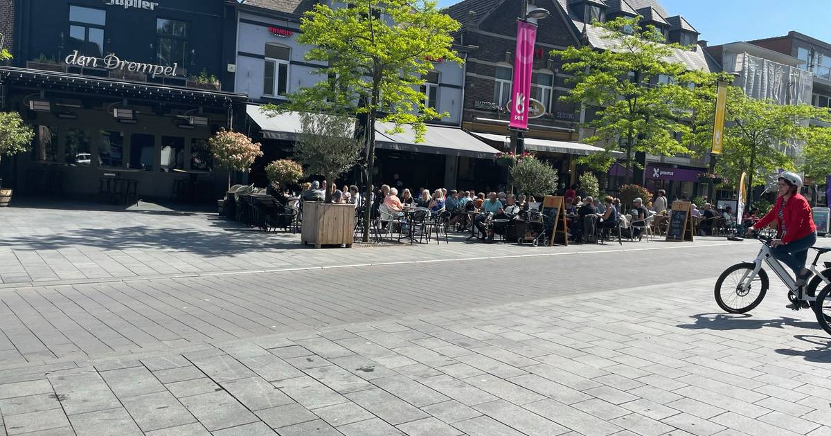 Zomer in Limburg: Peltse terrasjes lopen nu al vol | Pelt | hln.be