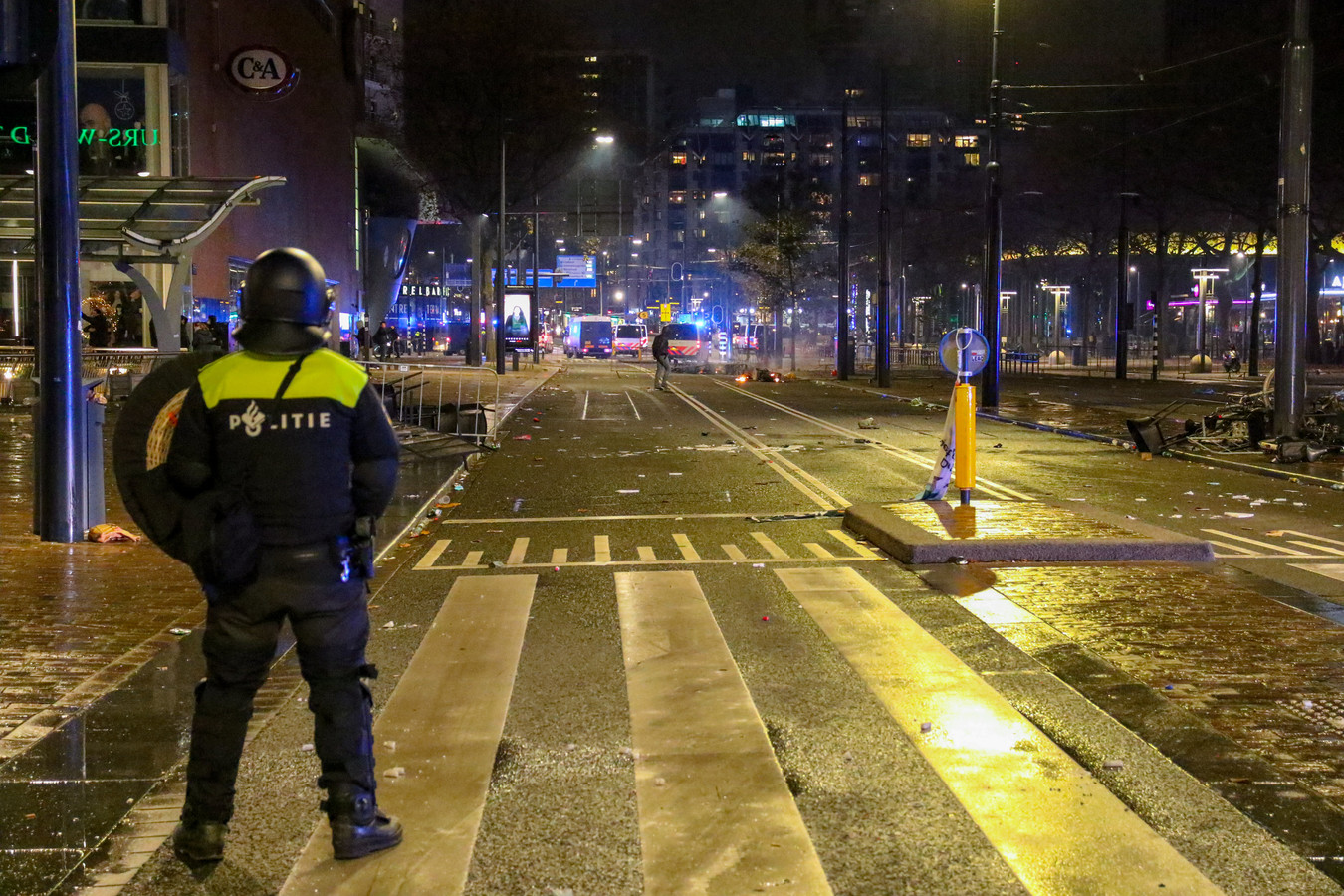 'Covid heeft onvrede zichtbaar gemaakt die er altijd al was’ | Foto ...