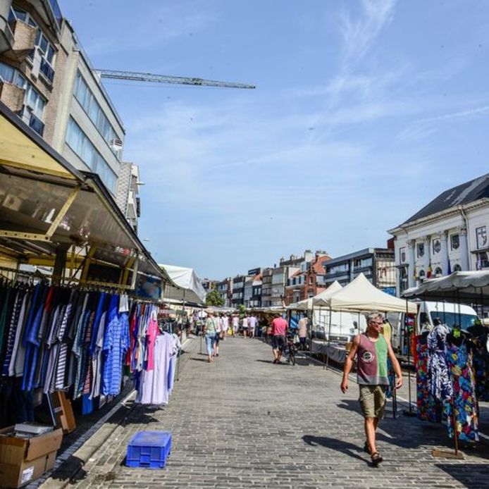 Slotweekend Deinse Feesten start met avondmarkt | Deinze | hln.be