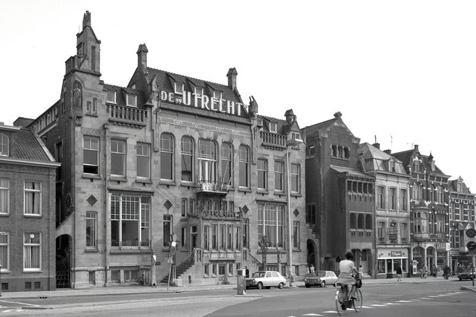 Het archiefgebouw was een monument, het opvallende hoofdkantoor De ...