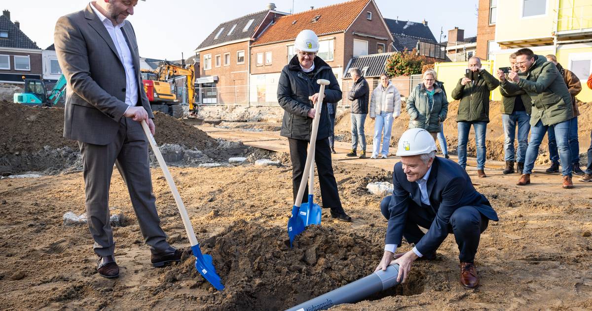 Burggraven geeft nieuw gezicht aan stadsentree van Ommen; tijdscapsule ...