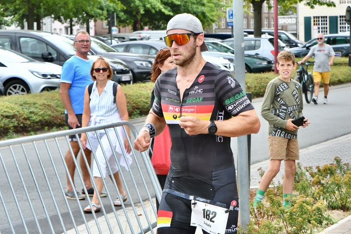 Matige belangstelling voor derde editie Decospan Triatlon Menen | Menen ...