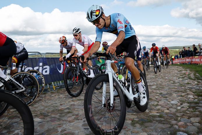 Jelle Vermoote prof bij Bingoal WB: “In het veld had ik nooit een ...