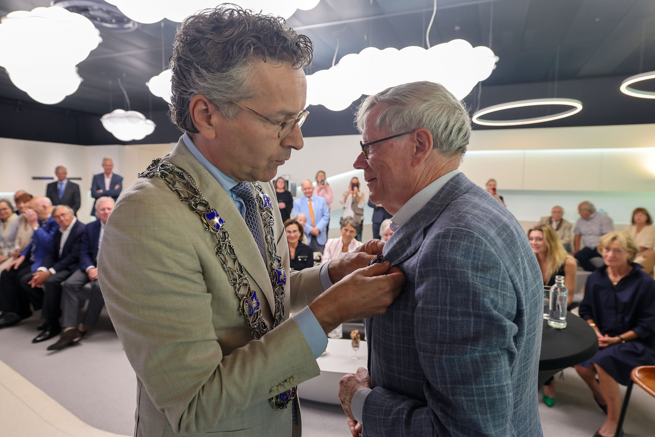 Deze Philips-coryfee draaide in de regio aan veel knoppen: Arthur van ...