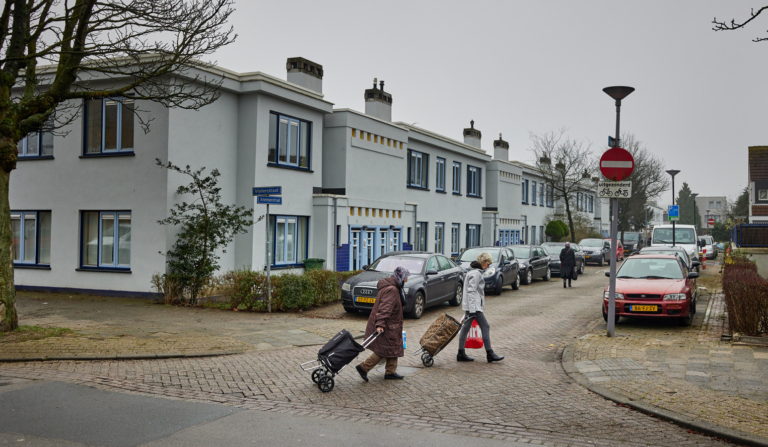 Wijk met 15.000 bewoners verzakt in hoog tempo: huizen liggen nu al 80 ...