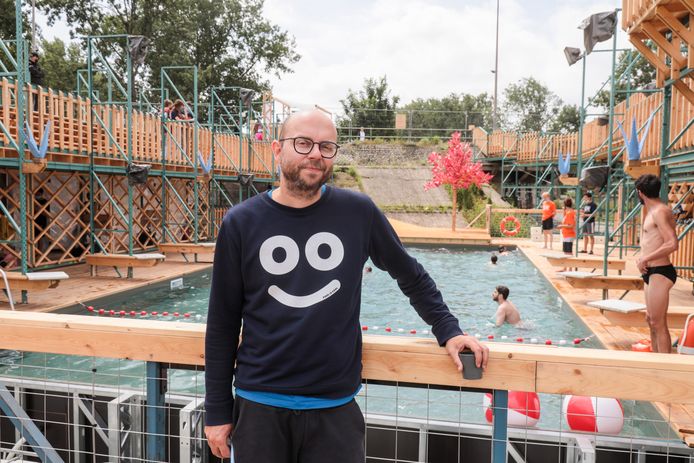 Openluchtzwembad FLOW slachtoffer van vandalen en diefstal: “Serieuze ...