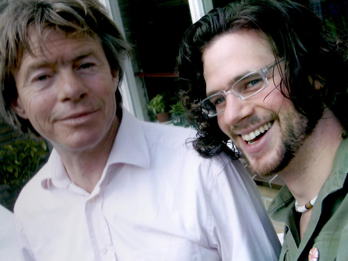 Erik Dijstra vernoemde zijn zoontje naar overleden vader: 'Ben blij dat ...