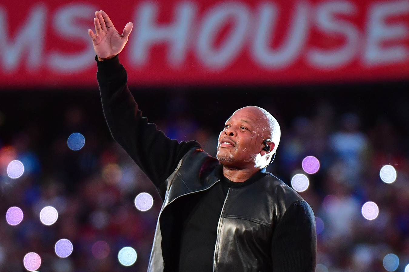 Still D.R.E. van Dr. Dre passeert een miljard views op YouTube | Foto ...