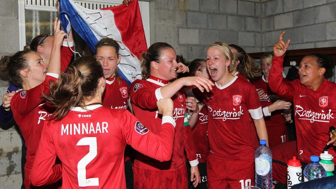 Van de eerste schaaluitreiking tot en met de negende voor ...