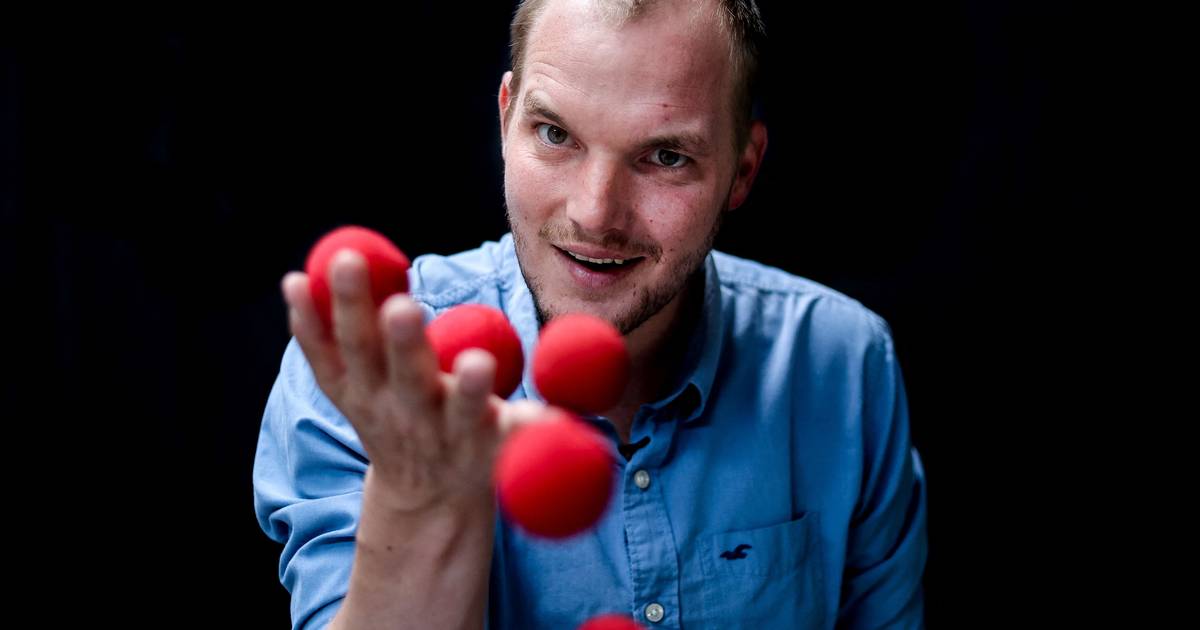 Laurent Piron, notre champion du monde de magie qui bouleverse la ...