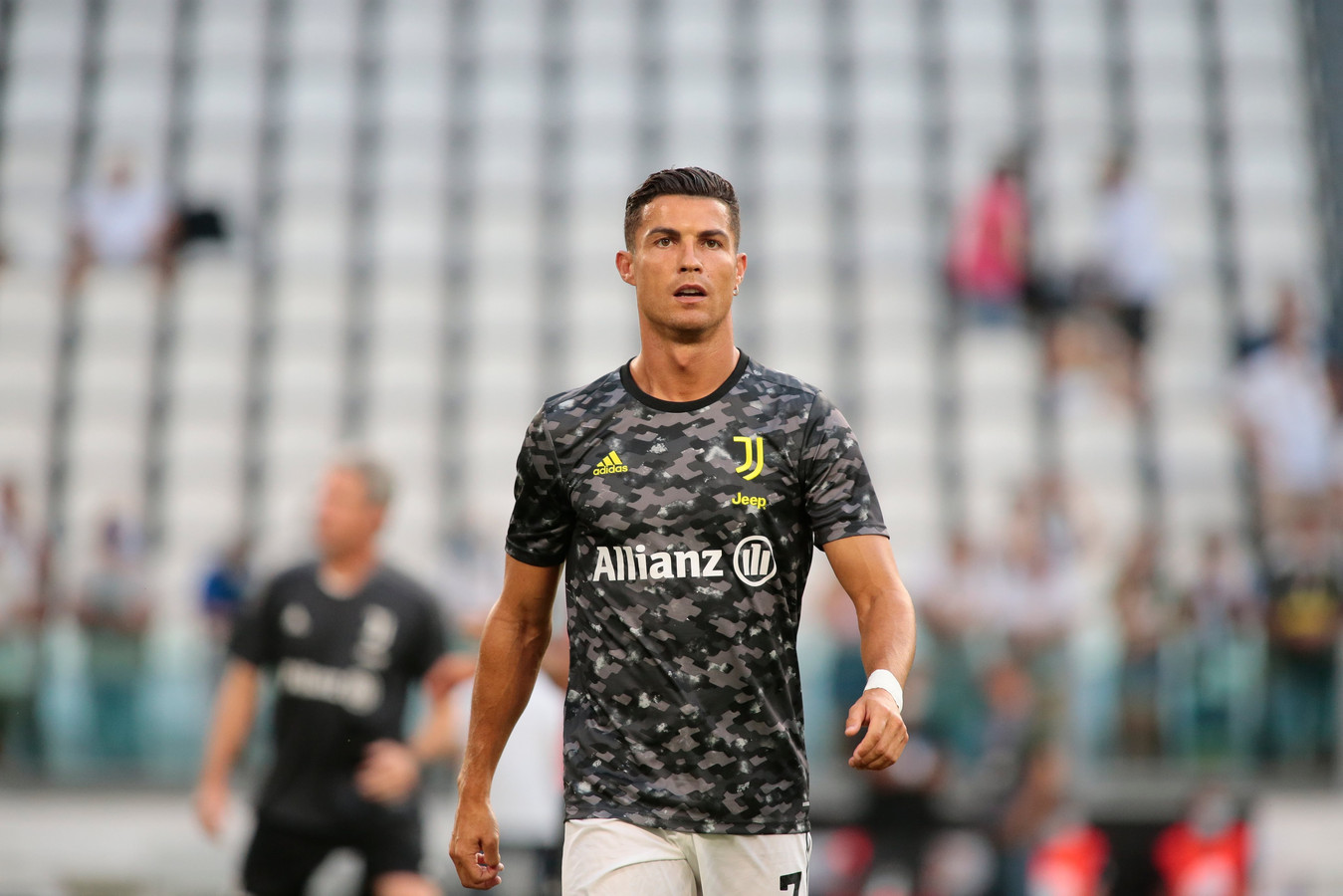 Cristiano Ronaldo doorbreekt stilte en reageert in open brief op ...