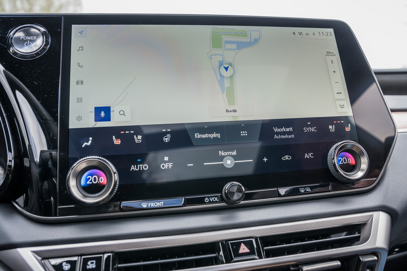 Getest: de Lexus RX, nu ook als plug-inhybride | Foto | ed.nl