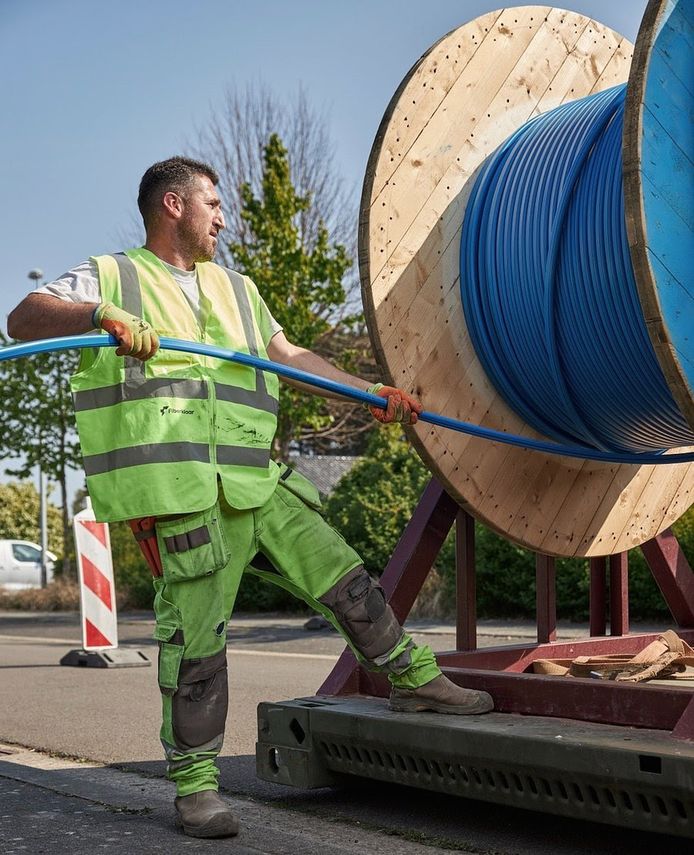 Fiberklaar wil glasvezelnetwerk voor snel internet uitrollen in ...
