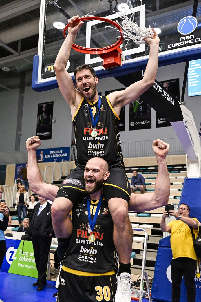 Droomafscheid voor Sam Van Rossom: BC Oostende wint zijn allereerste ...