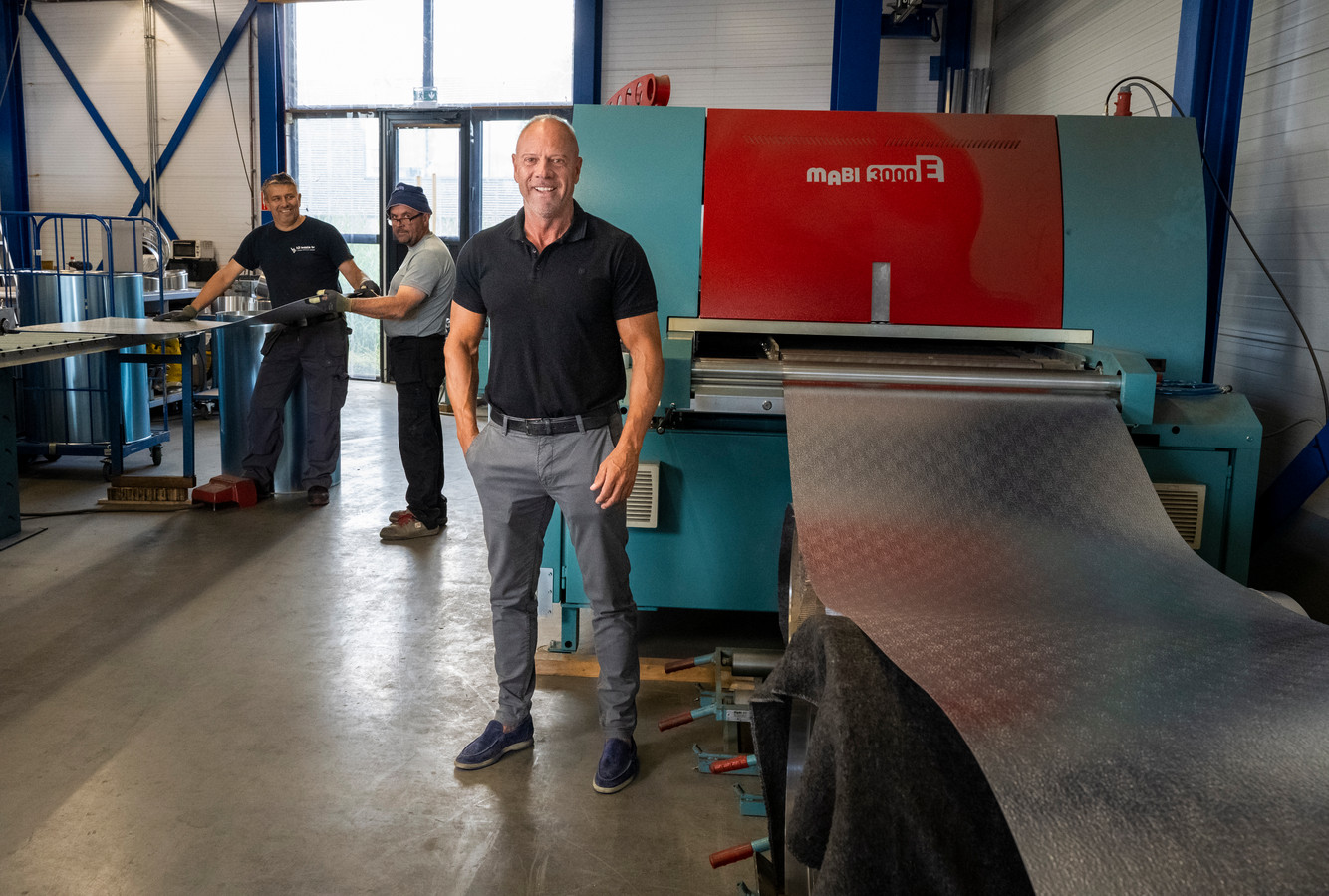 Van kassenbouwers tot medicinale wietkwekers: het isolatiebedrijf van René reist de hele wereld ...