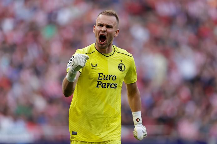 Timon Wellenreuther staat er op de momenten dat Feyenoord hem nodig ...