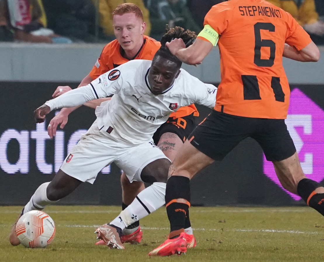 Un assist pour Doku, une victoire à l’arrachée pour Philippe Clement et ...