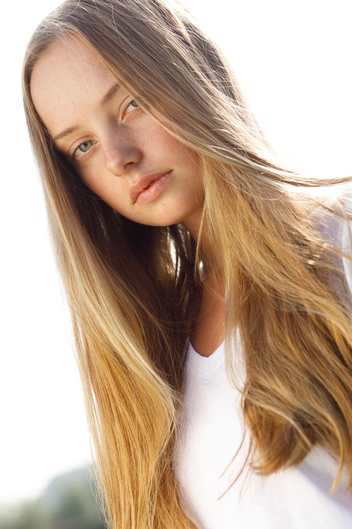 Lisa (18) uit Emst in finale modellenwedstrijd | Epe | destentor.nl