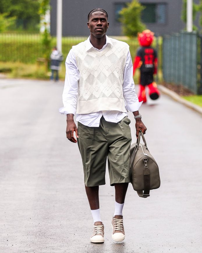 Van Louis Vuitton-vest van meer dan 8.000 euro tot... een t-shirt van ...