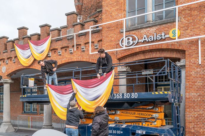 Station van Aalst al in carnavalskleedje: “Ook Grote Markt krijgt nieuw ...