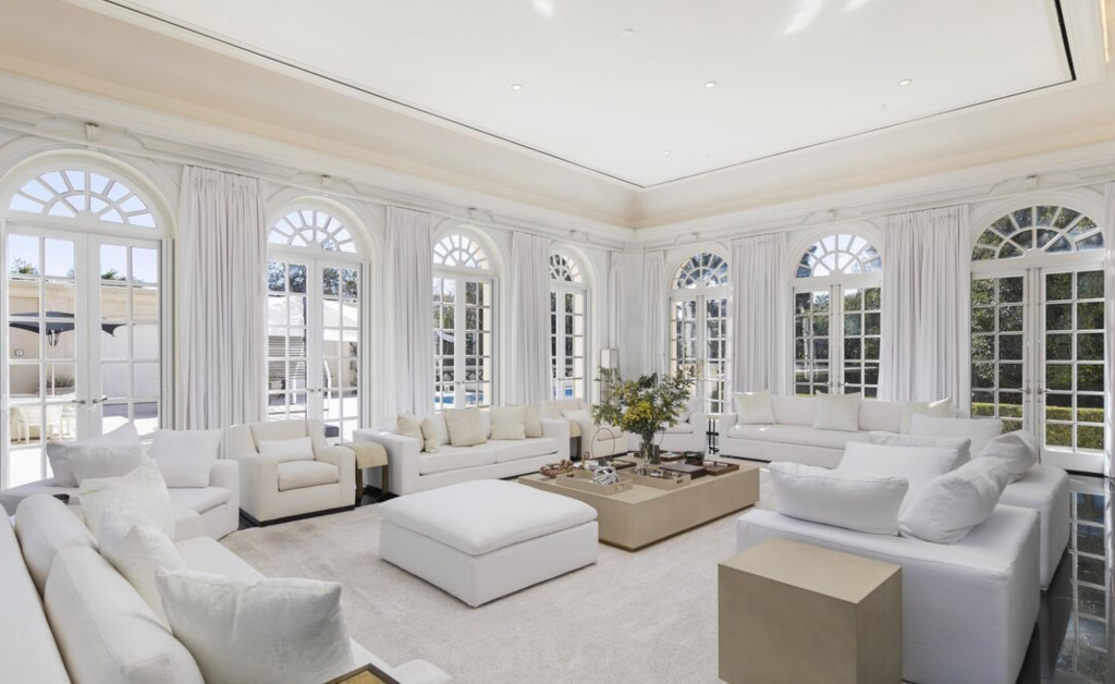 L’ancien manoir d’Aaron Spelling à vendre pour... 165 millions de ... L’ancien manoir d’Aaron Spelling à vendre pour... 165 millions de ...