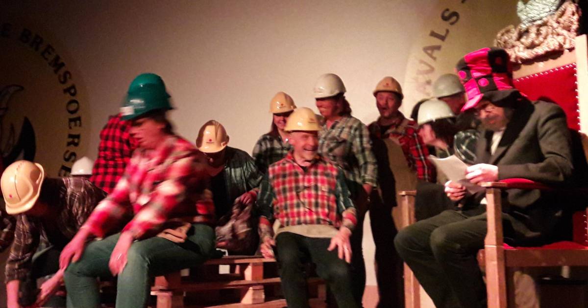 Zittingsavond Bremspoersengat: Tim Moonen krijgt staande ovatie na zijn ...