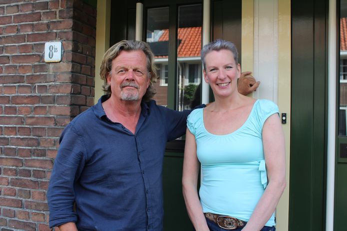 John en Liselotte hebben dezelfde smaak in wijn, kaas en meubels: ‘Hij ...