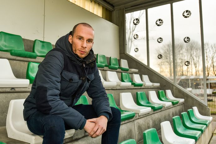 Van Delden schiet Unitas naar periodetitel | Dordrecht | AD.nl