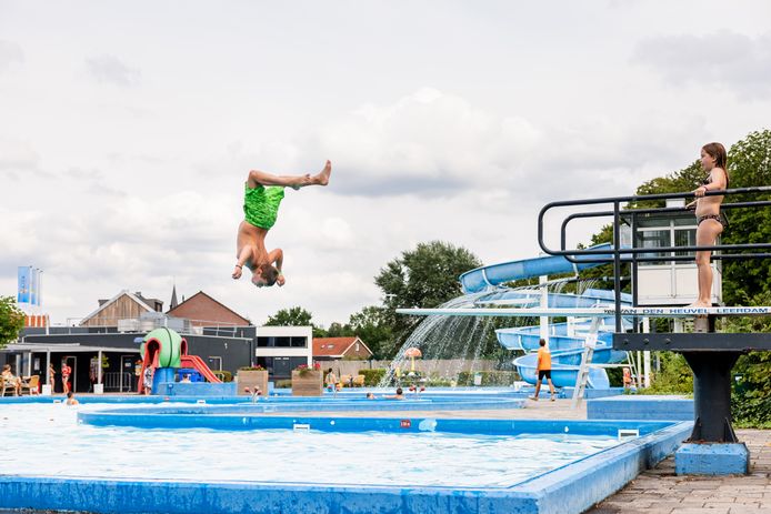 Zwemmen, glijden, duiken en dan een frietje: Waterspoor heeft alles wat ...