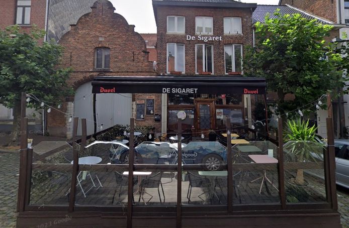 Amerikaanse coverband Church of Cash strijkt neer in Diesters café ...