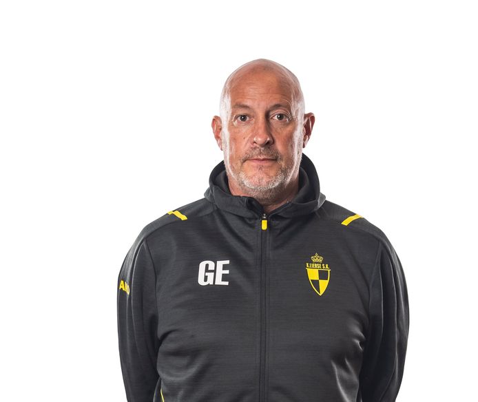 Geen schokeffect bij Lierse: Geert Emmerechts begint met zware ...