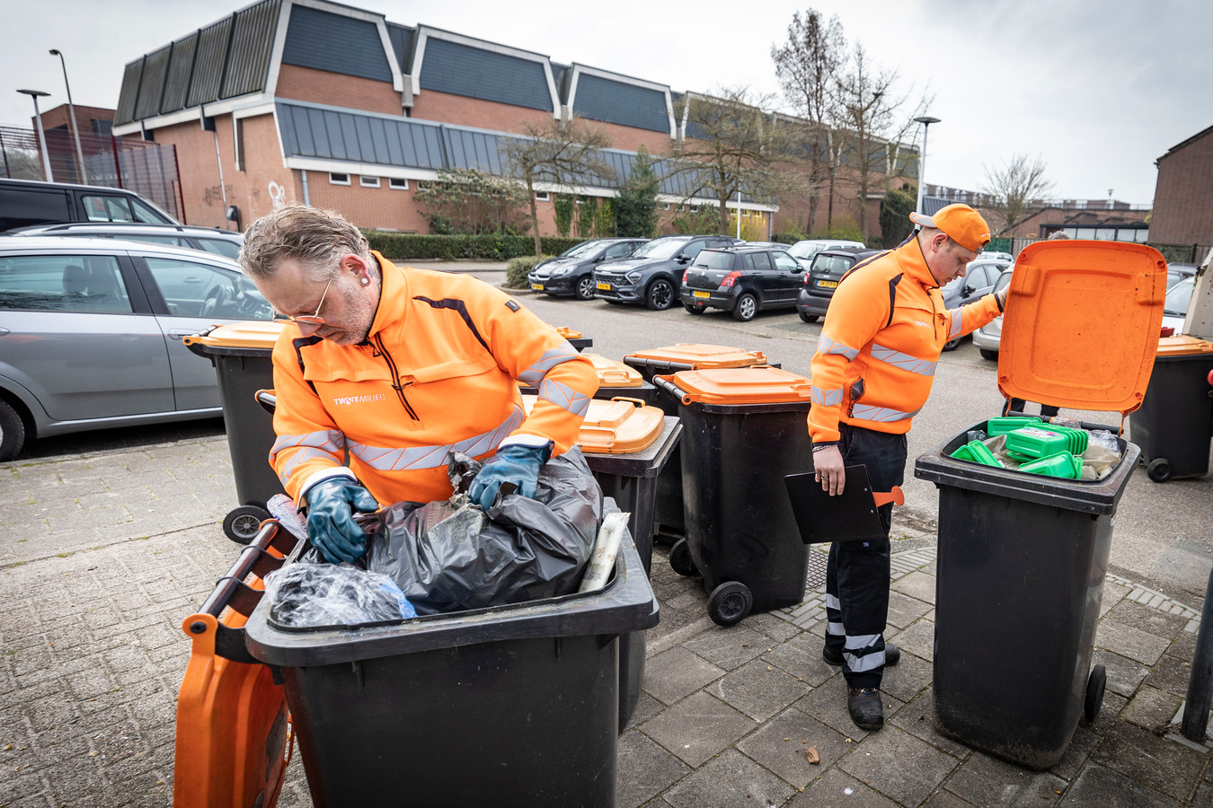 Idee om restafval achteraf te scheiden kan in Twente voorlopig bij het ...