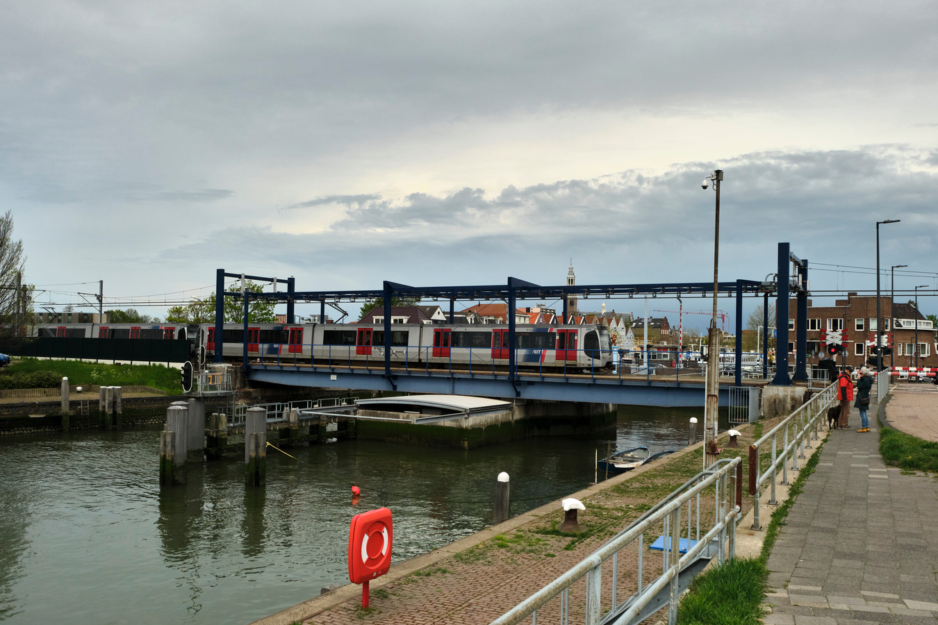 Dit is waarom gemeente Maassluis vindt dat RET ook moet meebetalen aan ...