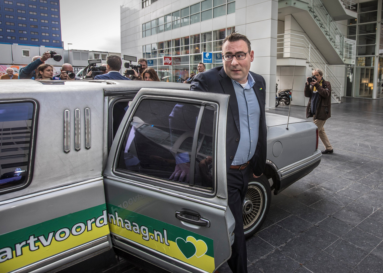 Herinneringen aan Haagse held: ‘Als wij met limo door de stad rijden ...