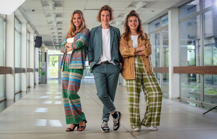 Imke Courtois, Ine Beyen en Tess Elst kleuren opvallend vrouwelijke VRT ...