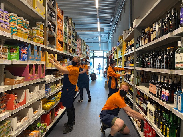 Ooit eerste OKay-winkel in ons land, en nu na 23 jaar volledig ...