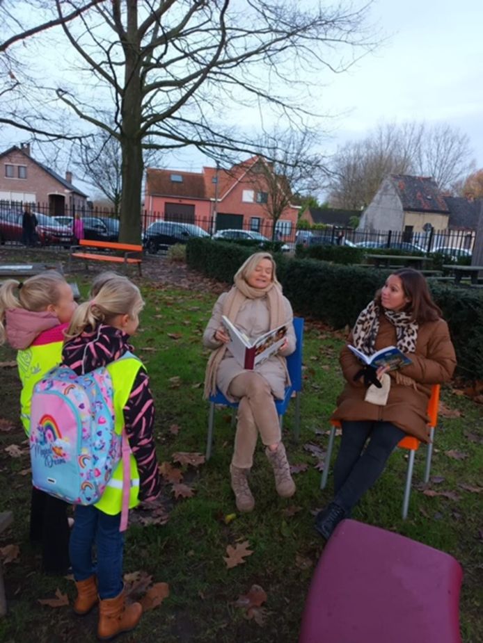 Stedelijke Basisschool Eksaarde viert voorleesweek | Lokeren | hln.be
