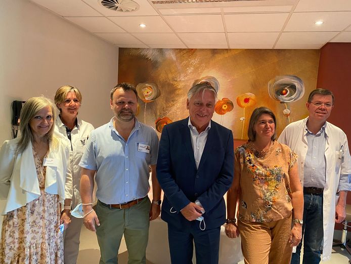 Kersverse ouders kunnen geboorte voortaan aangeven in AZ Vesalius ...