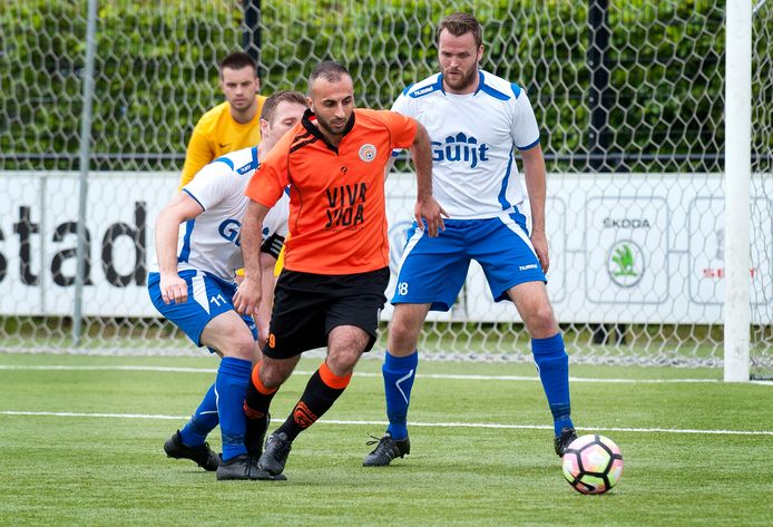 De Meern strijdt om promotie | Voetbaloverzicht | AD.nl