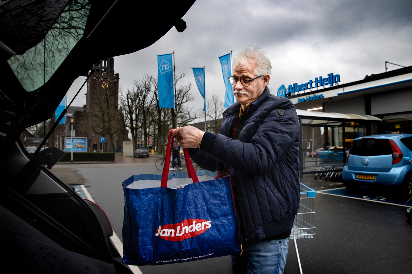 Jan Linders in Helmondse binnenstad is weer Albert Heijn zoals eerst ...