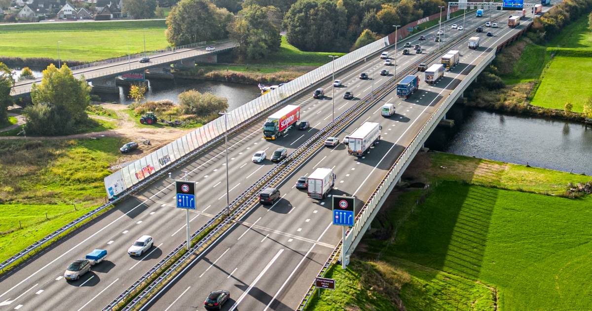 Dit moet je doen wanneer je vluchtstrook plotseling spitsstrook wordt ...