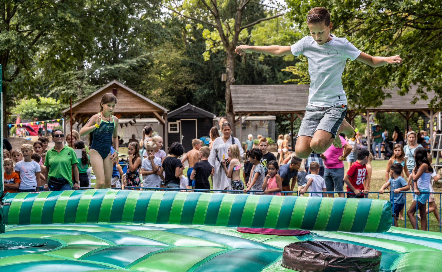 Spektakel voor alle leeftijden bij Speelpark De Splinter | Foto ...